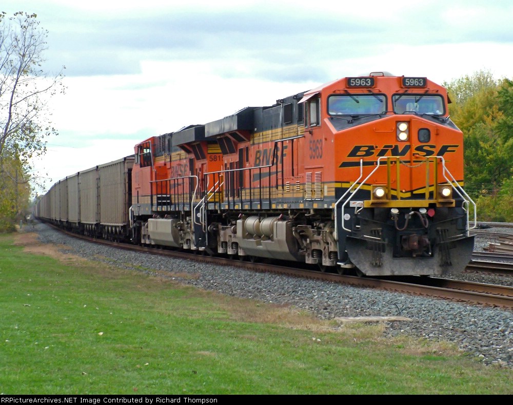 BNSF 5963